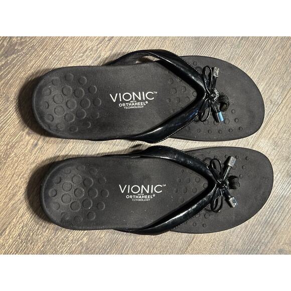 Vionic | Shoes | Black Patent Leather Vionic Bella Ii Thong Sandals ...